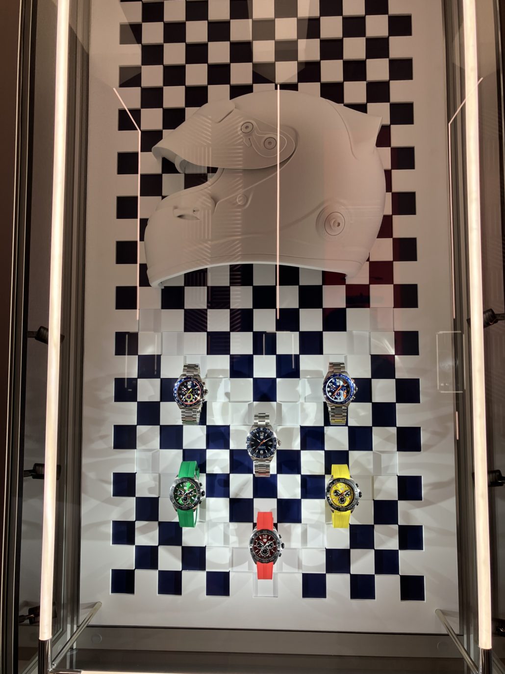 《商品紹介》新作タグ・ホイヤー フォーミュラ1 クロノグラフ | 機械式腕時計のHF-AGE